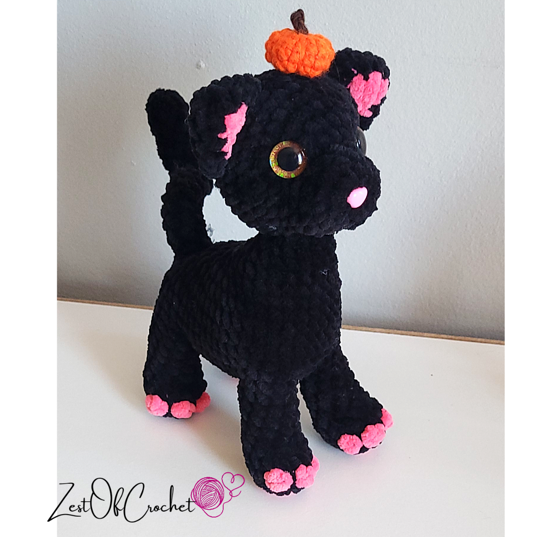 Pumpkin the cat – Zest Of Crochet par Sarha-Jade Baran